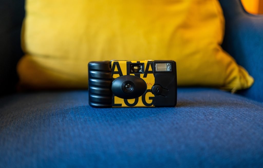 How Do Disposable Cameras Work? - ShutterRelease