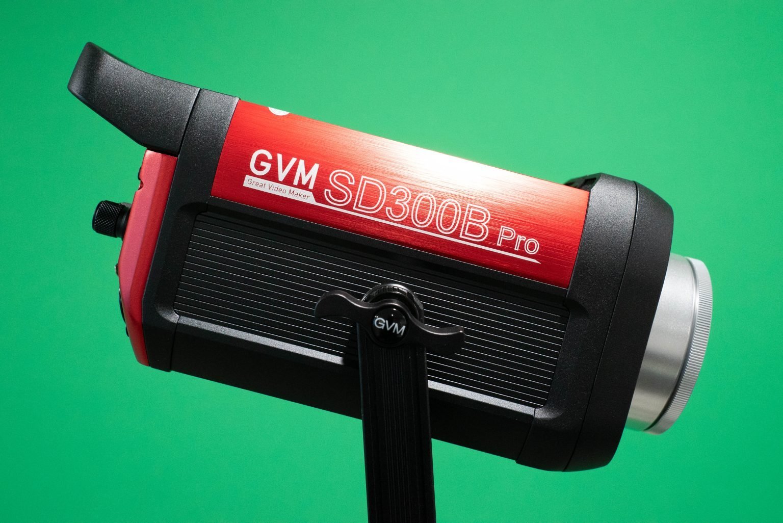 GVM Pro SD300B Review: Illuminating Storytelling - ShutterRelease